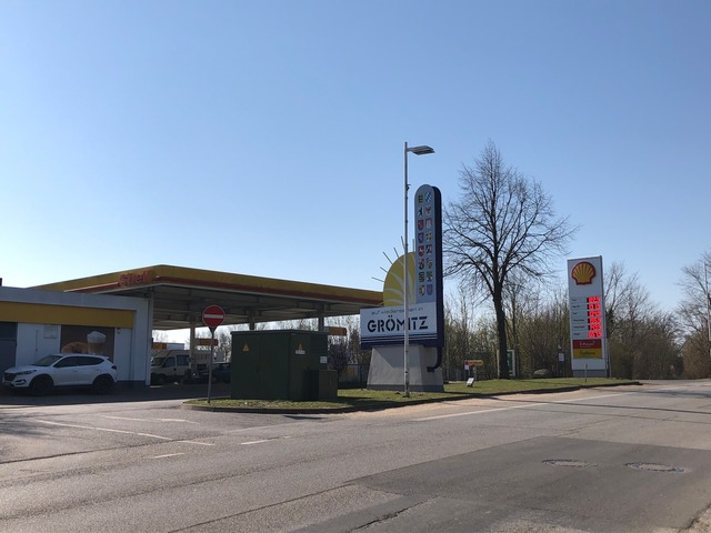 Tankstelle (Shell)
